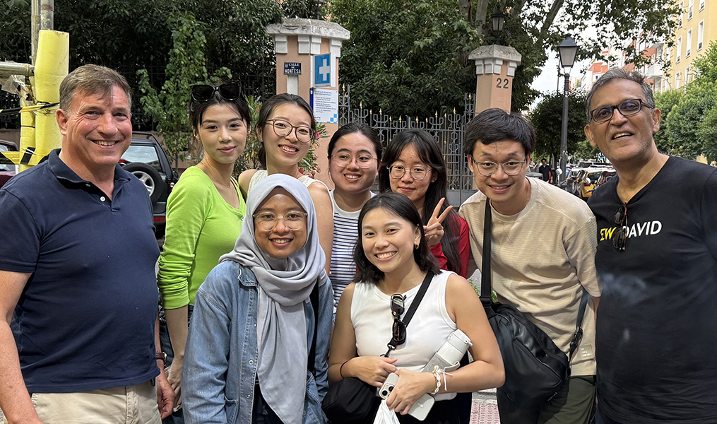 dinner with NUS team-web - Terrapin Bright Green